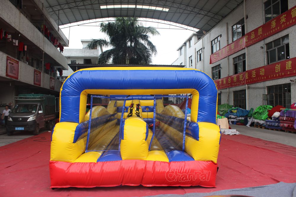 Fun Inflatable Bungee Running - Channal Inflatables