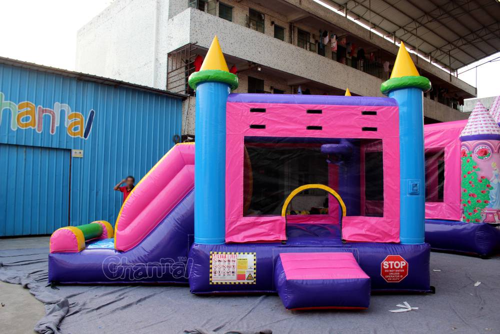 Hat Castle Combo With Slide - Channal Inflatables