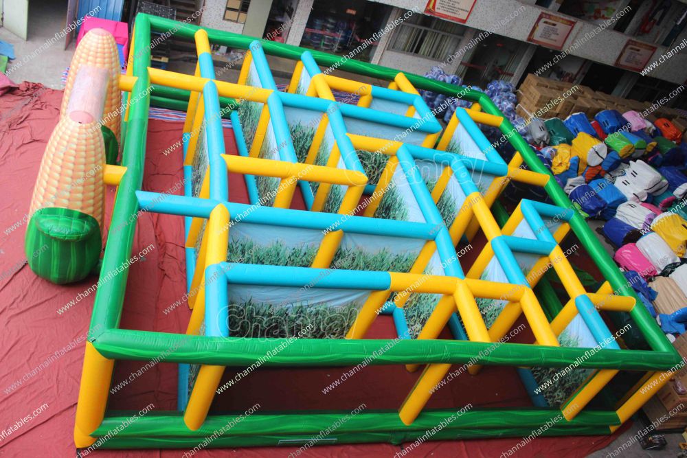Lifelike Corn Maze - Channal Inflatables