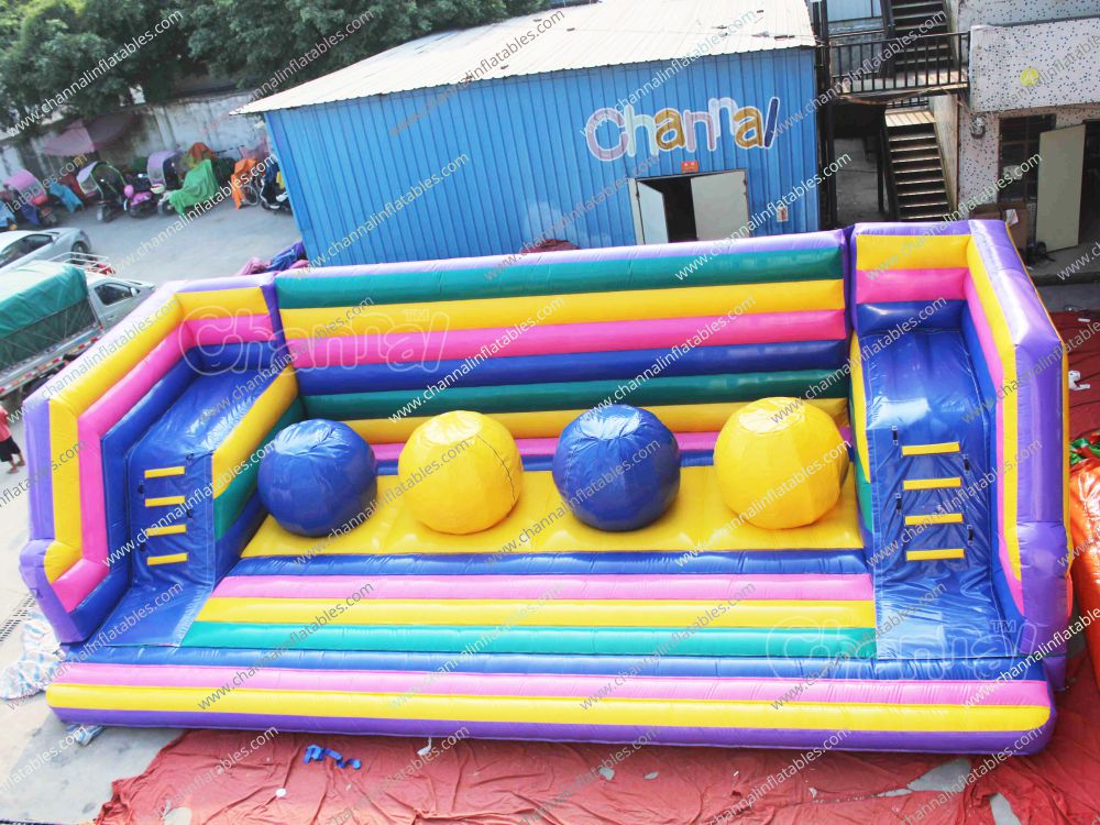 Wipe Out Challenge - Channal Inflatables
