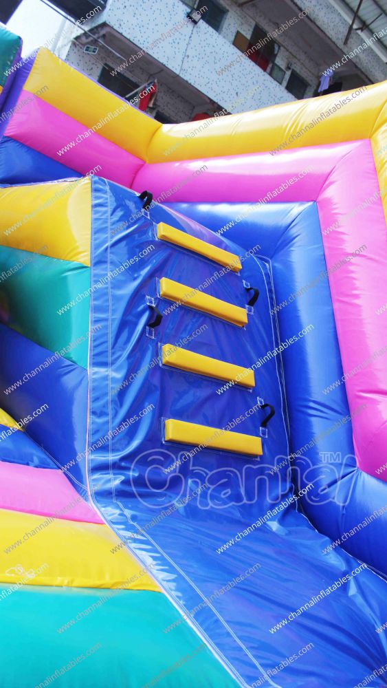 Wipe Out Challenge - Channal Inflatables